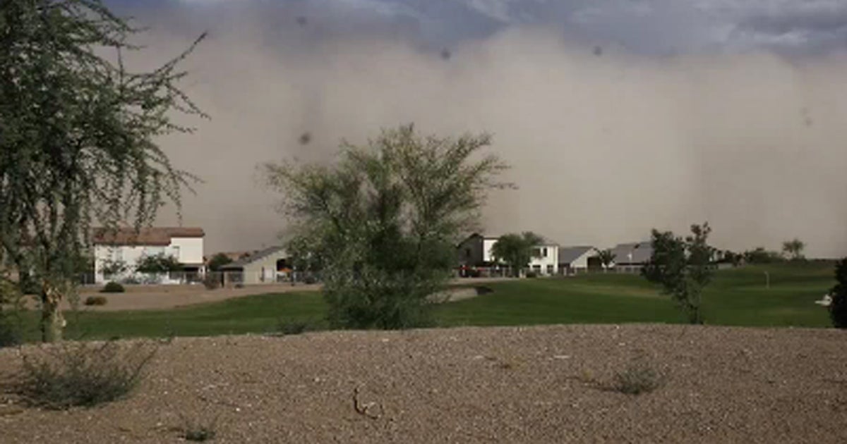 Time-lapse video shows haboob (intense duststorm) hit Phoenix - CBS News