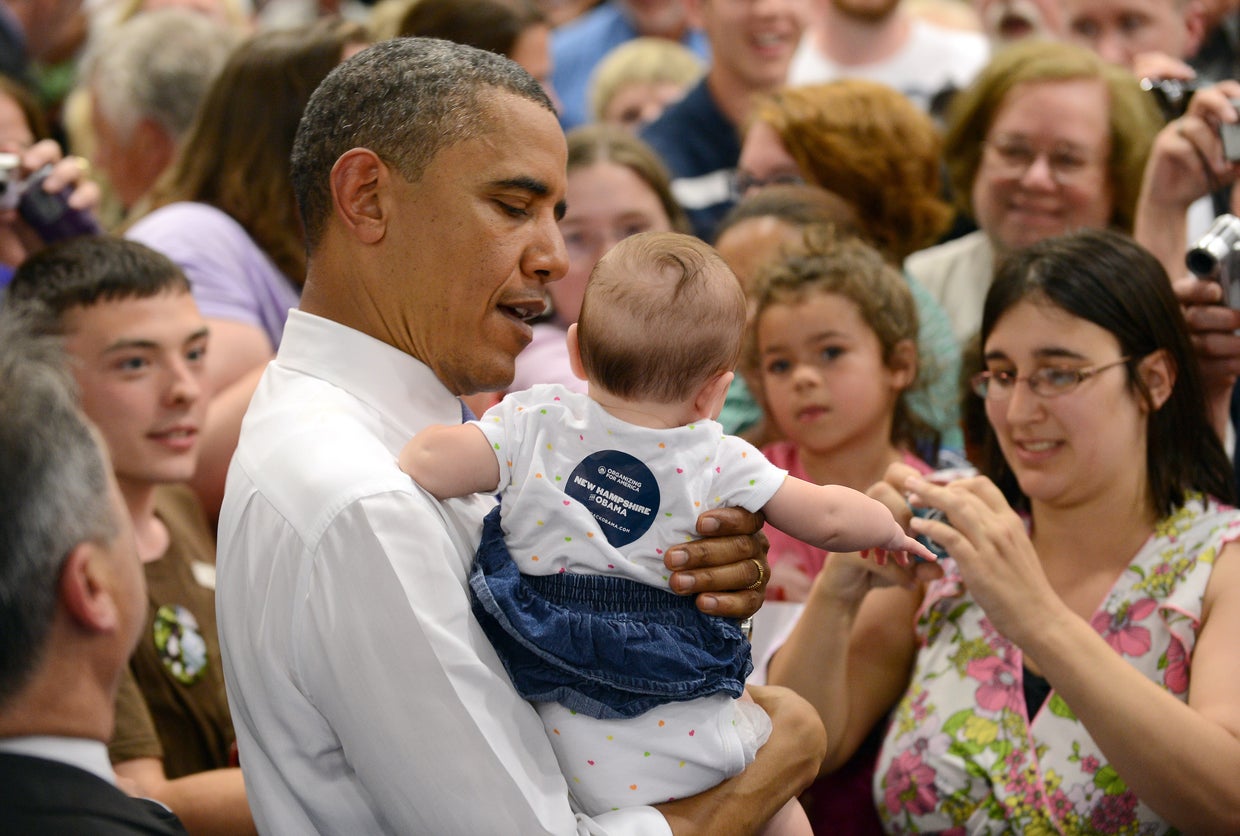 Obama bus tour to focus on economy, Romney - CBS News