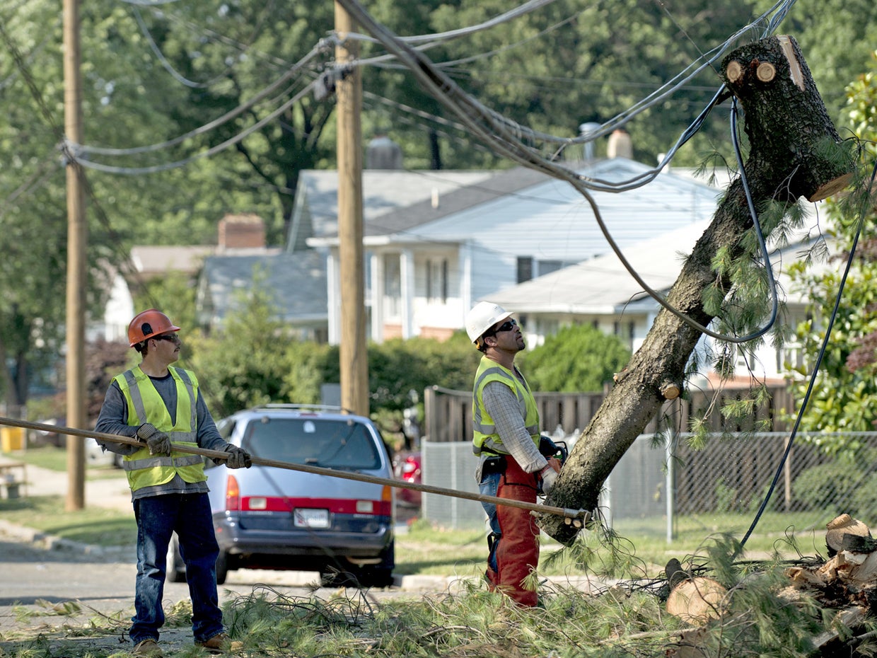 Extreme heat, power outages raise health concerns for Americans - CBS News