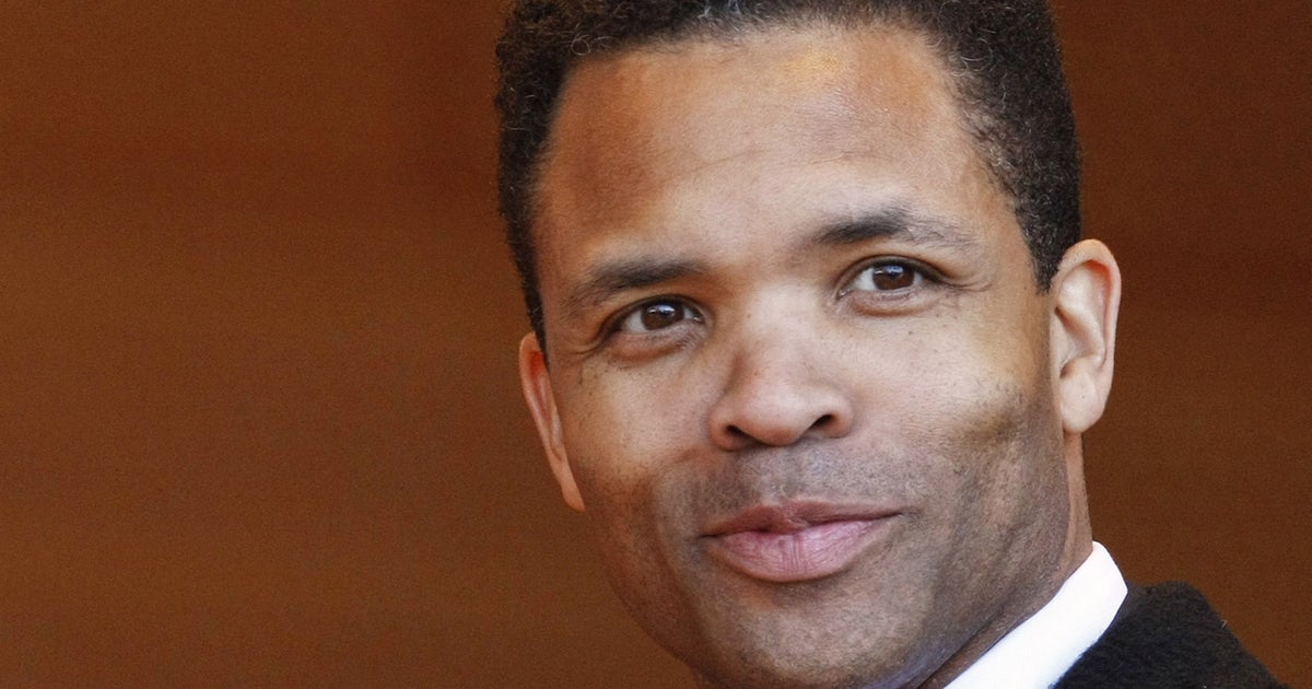 Rep. Jesse Jackson Jr. leaves Mayo Clinic - CBS News