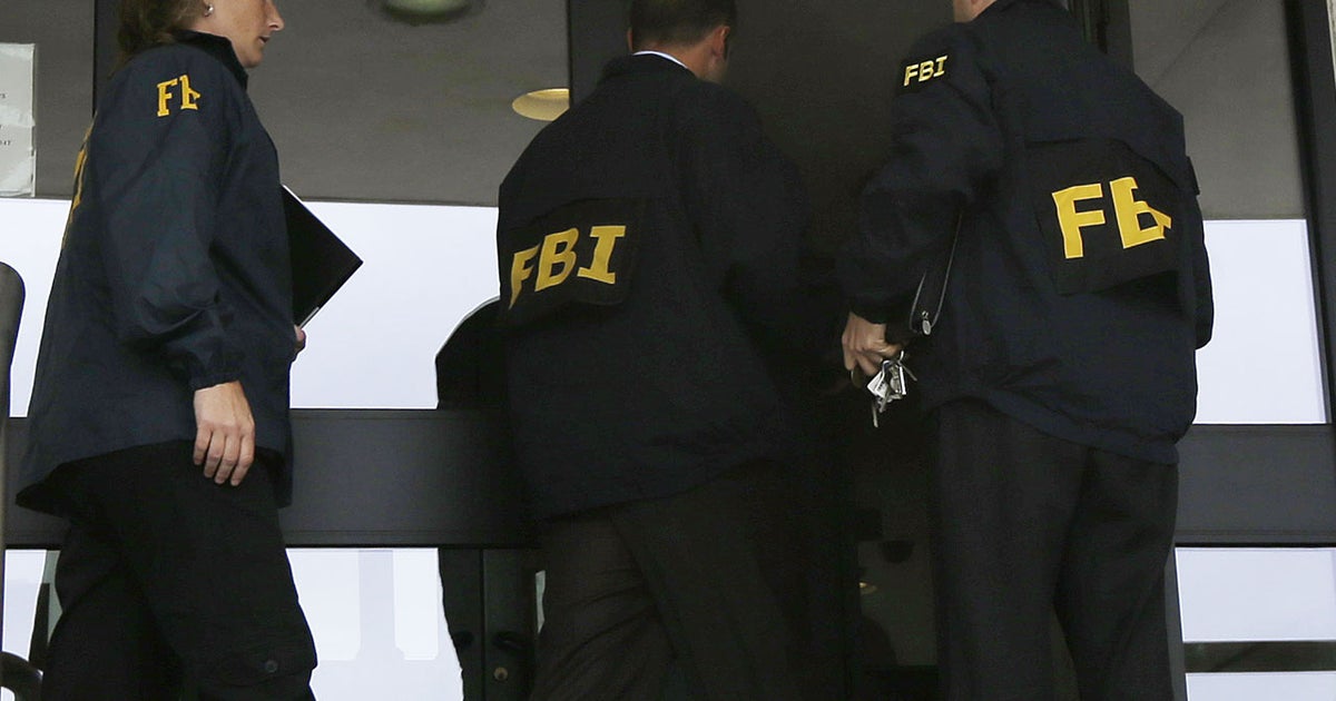 FBI raids Trenton, New Jersey City Hall - CBS News