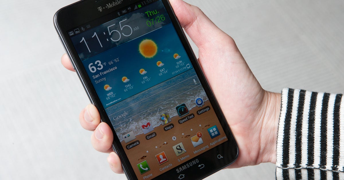 Apple claims Samsung made iPhone knockoffs - CBS News