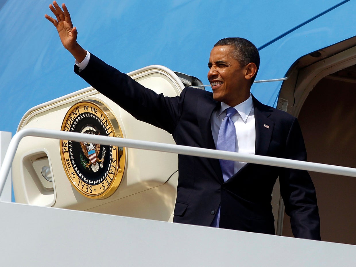 How Obama uses the levers of power to boost his campaign - CBS News
