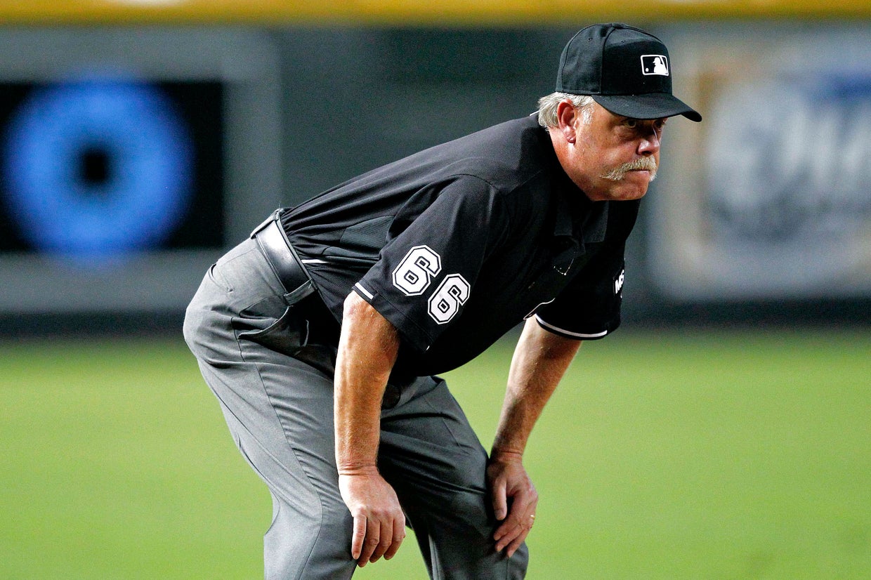 Umpire Jim Joyce performs CPR on stadium employee, helps save her life ...