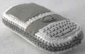 Reverse phone lookup service that is free and simple - CBS News