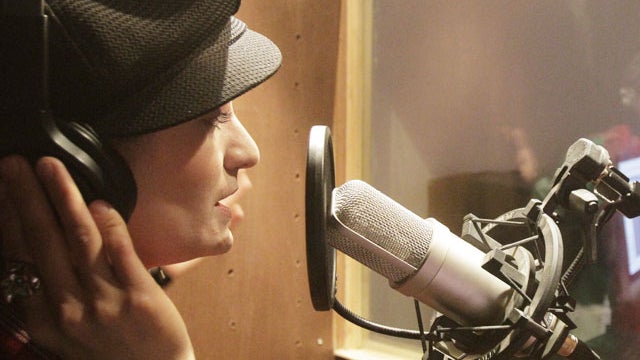 First female rapper takes stage in Afghanistan - CBS News