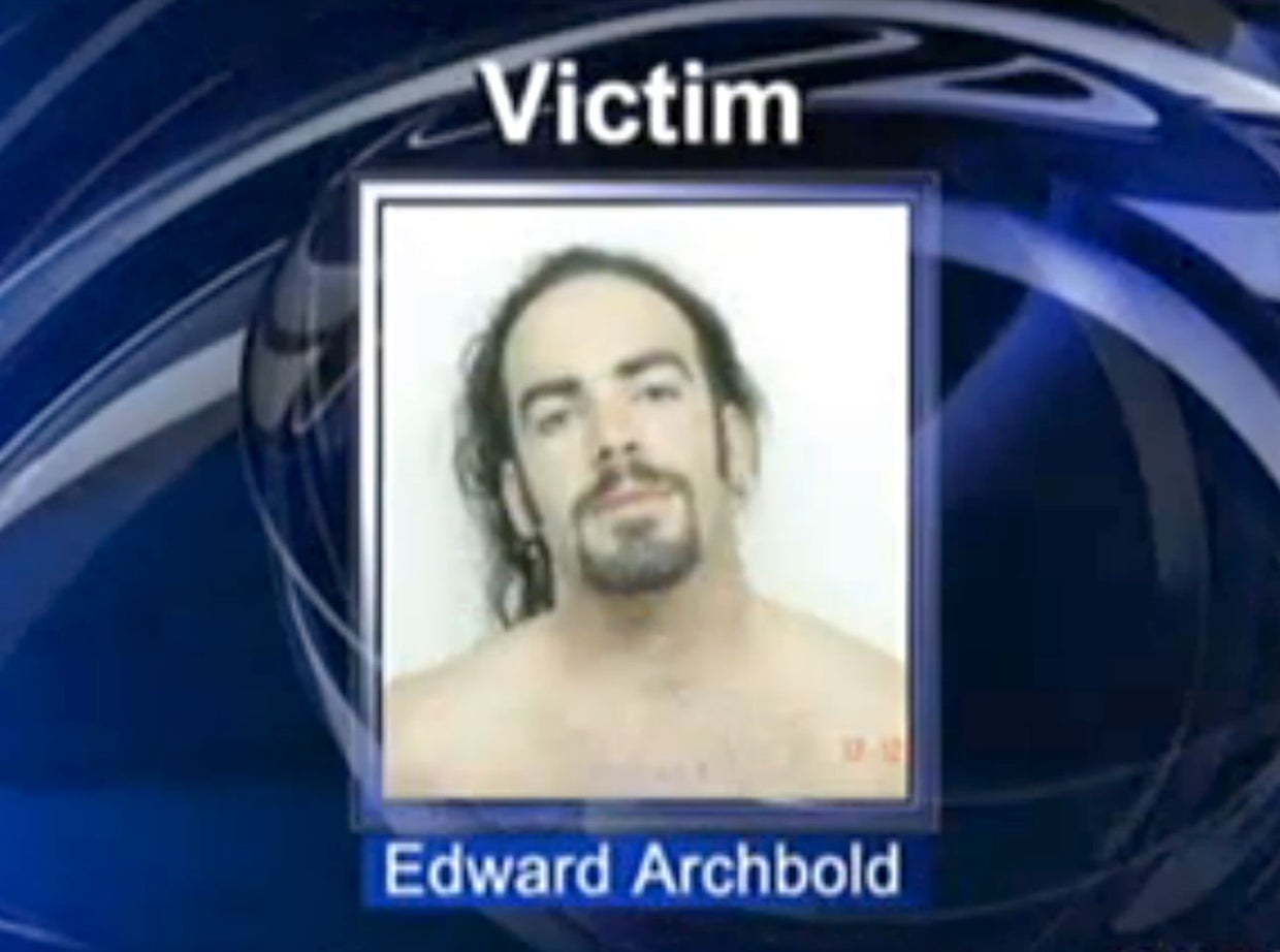 Roach-eating man's death raises questions - CBS News