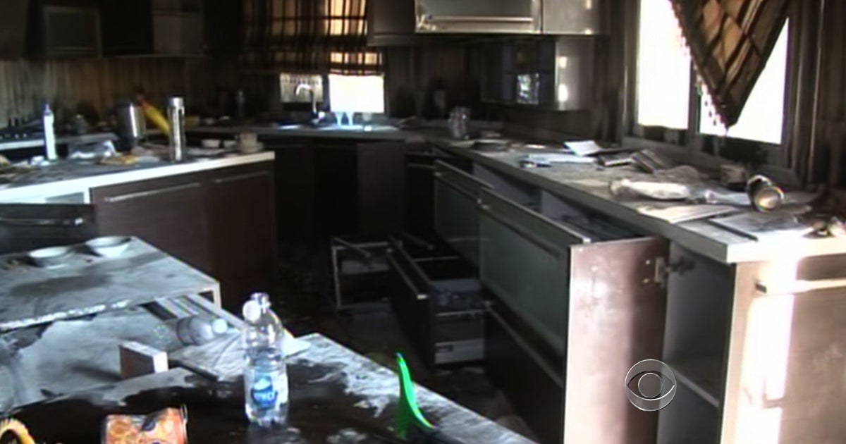 CIA saw possible terror ties day after Libya hit: AP - CBS News