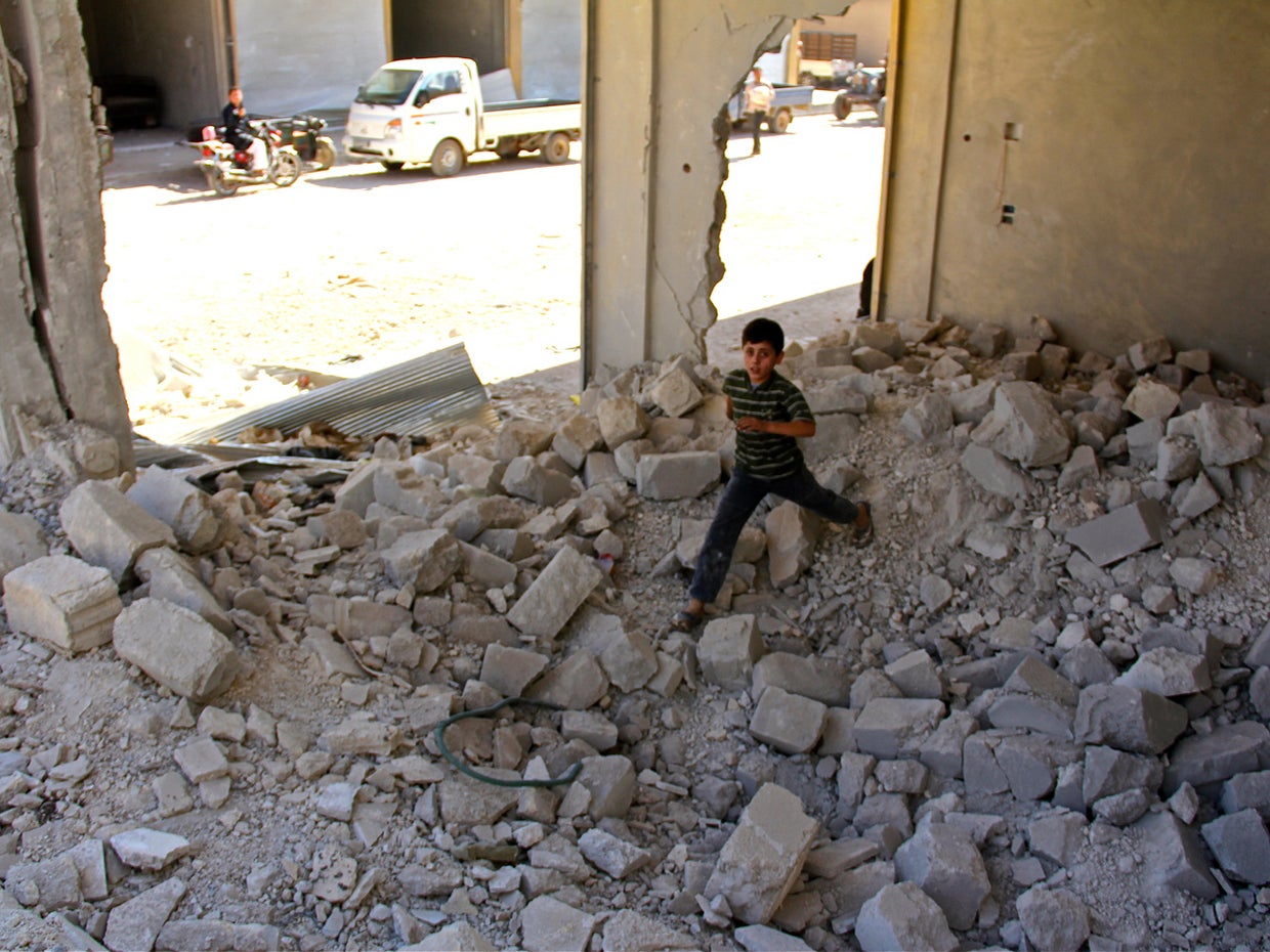 "Bunker schools" for Syrian kids