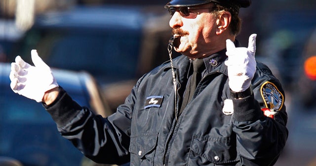 Dancing cop entertains R.I. drivers