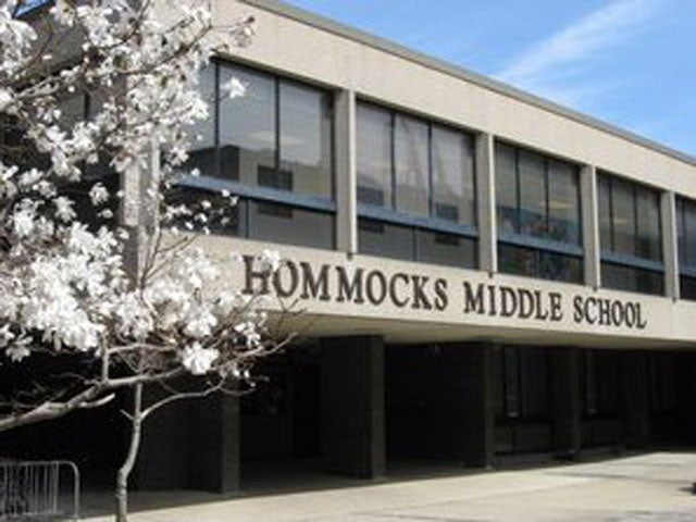 Apparently armed man tries to enter suburban New York middle school ...