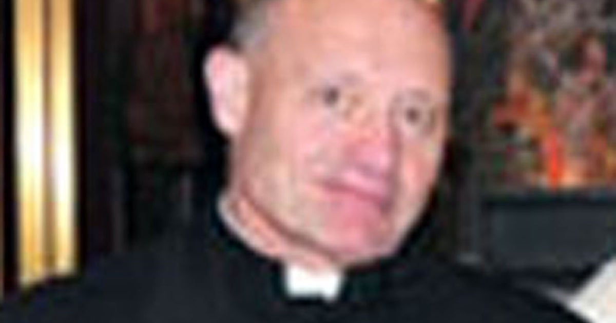 Connecticut's "Monsignor Meth" pleads guilty - CBS News