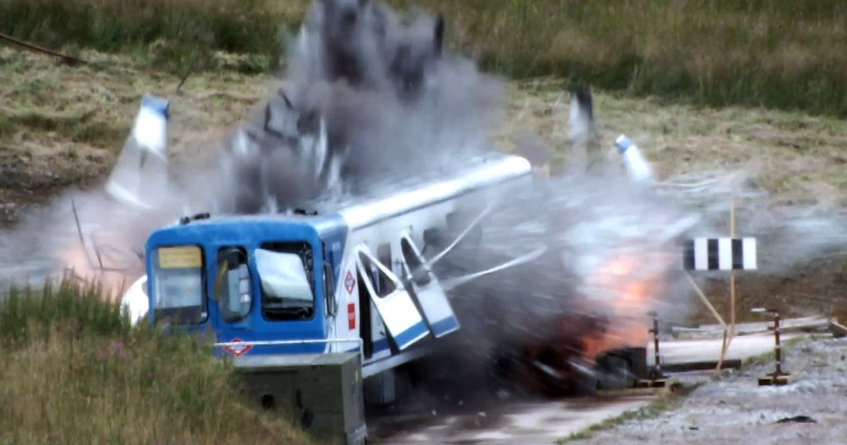 Watch: British scientists developing bomb-proof train - CBS News