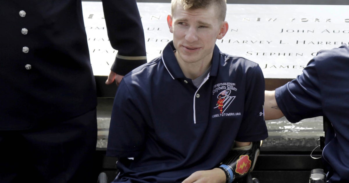 Quadruple amputee veteran receives double arm transplant - CBS News