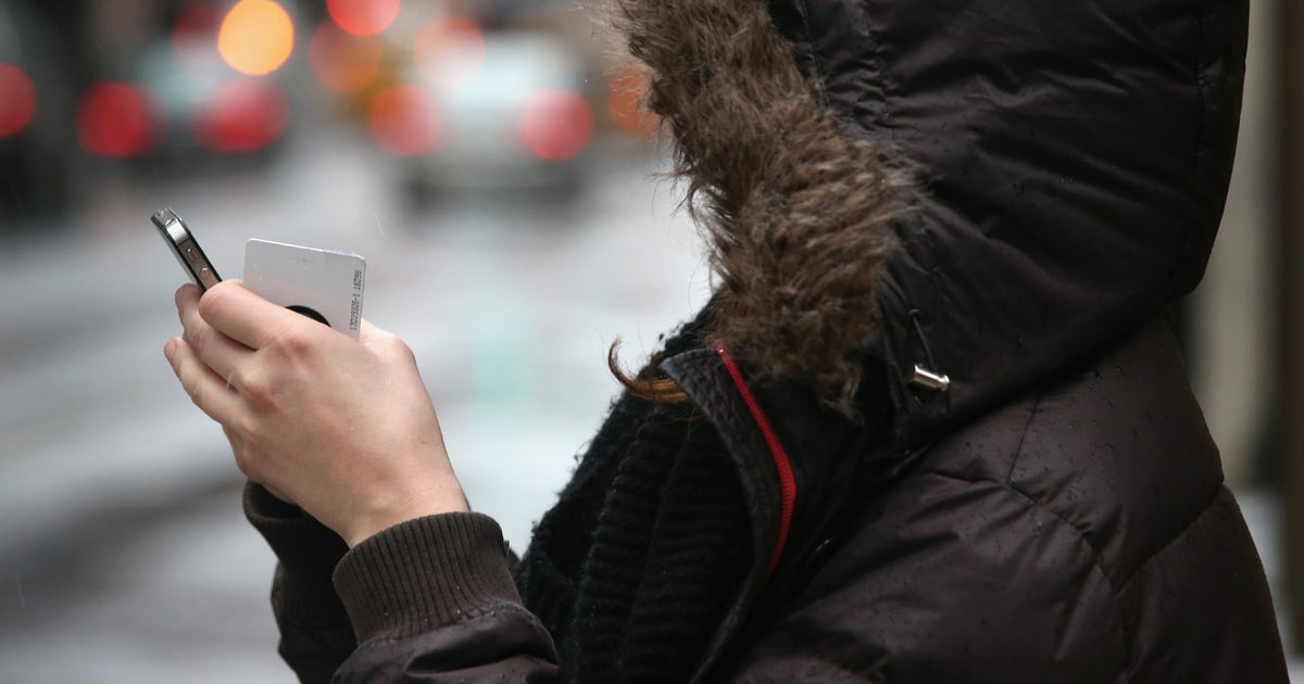Weathering the blizzard with social media - CBS News