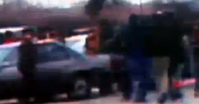 Chicago Mall Mob: 19 teens arrested for causing violent disturbance ...