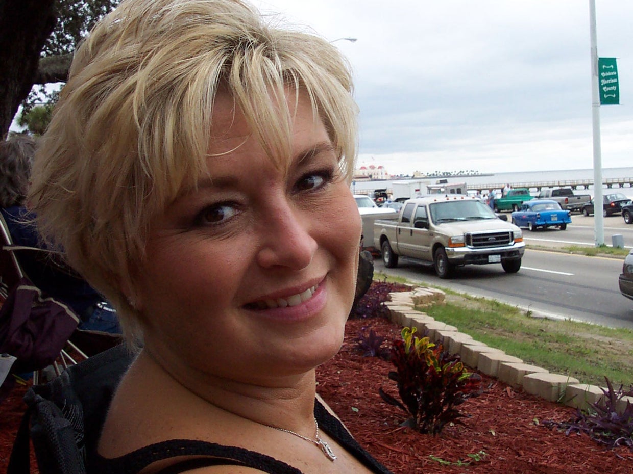 "48 Hours": Inside the life of Tina and Joe Caronna