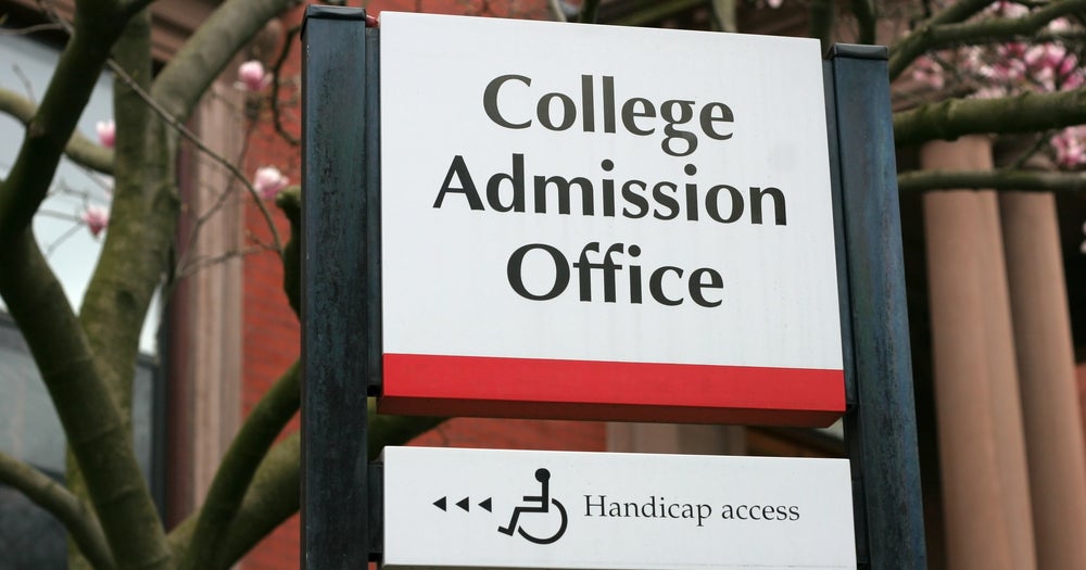 6 ways to pick a college - CBS News