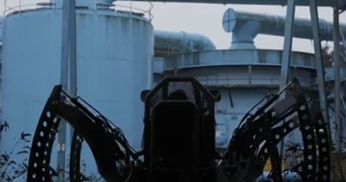Watch: World's biggest operational hexapod robot - CBS News