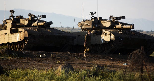 Syrian mortar shell lands in Golan Heights: Israel - CBS News