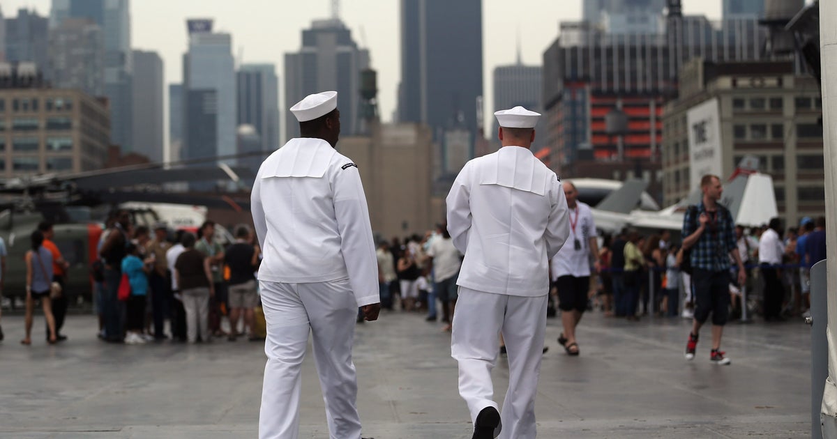 Navy okays plumper seamen - CBS News
