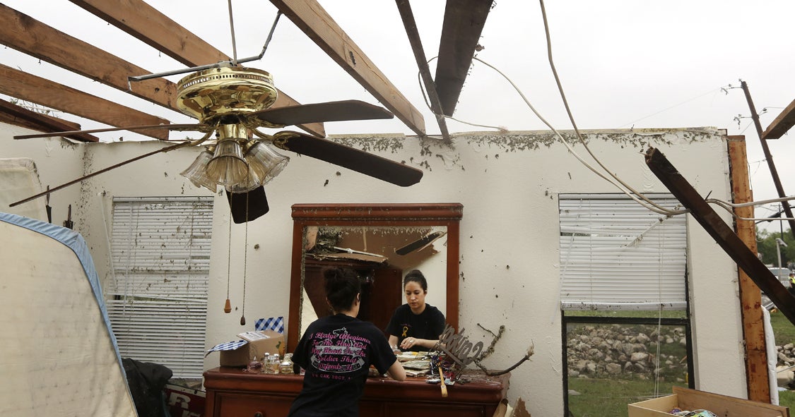 7 Texans missing after tornadoes found safe; death toll remains at 6 ...