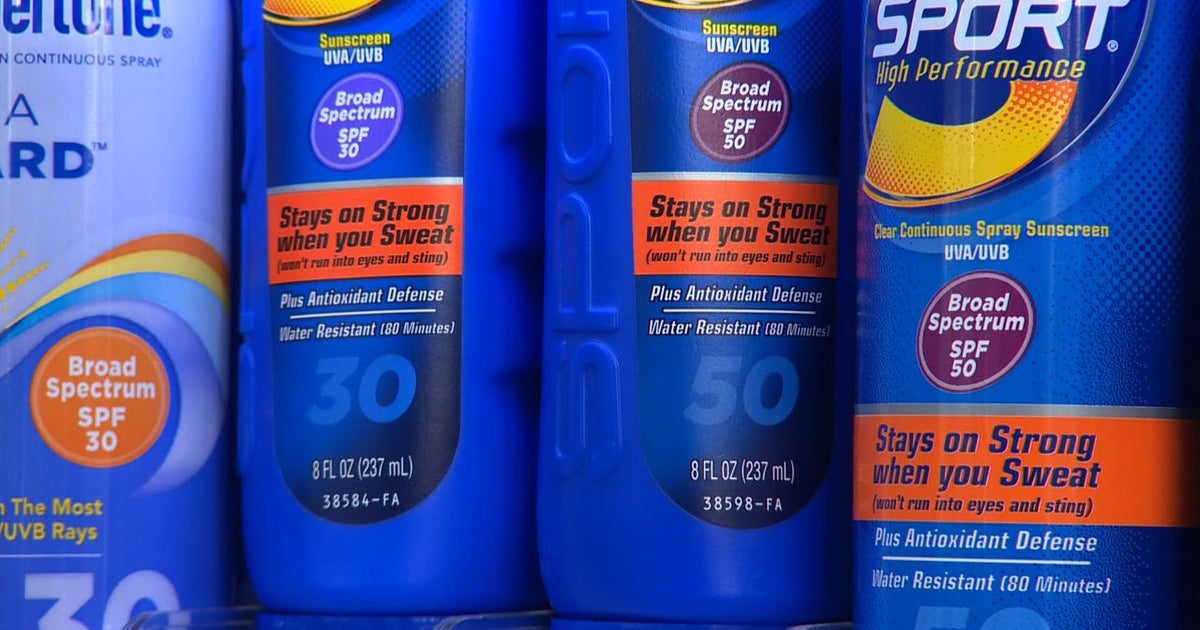 What you need to know about sunscreen labels - CBS News