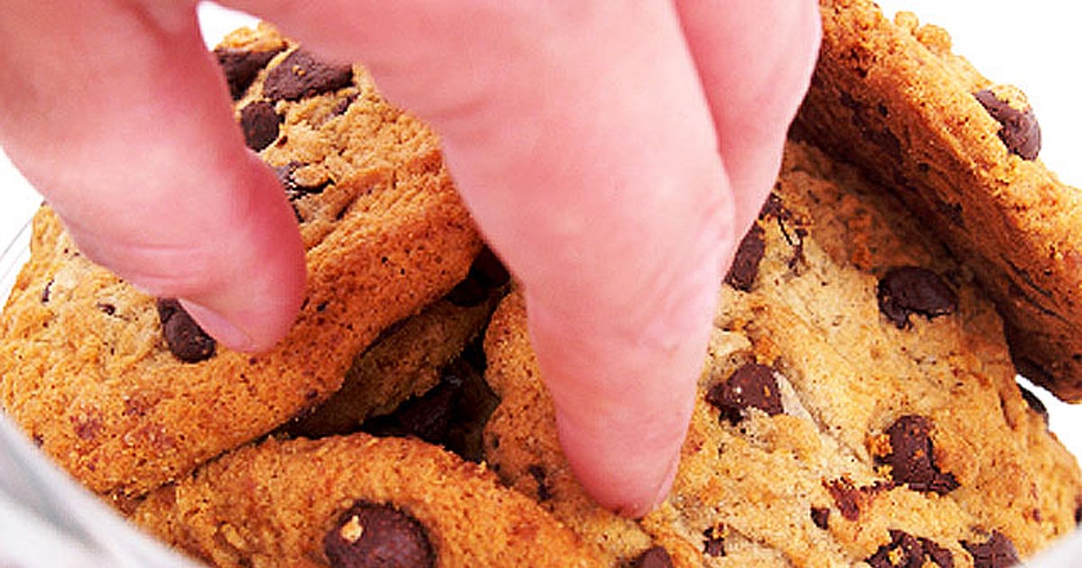 Sweets, sugary snacks linked to colorectal cancer - CBS News