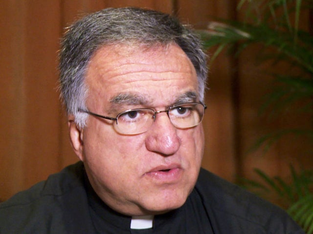 Pope has sensitive task in Brazil after protests - CBS News