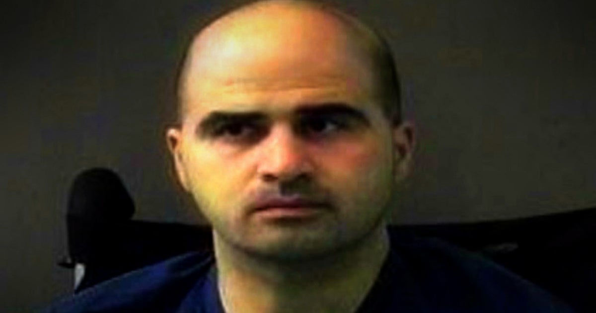 Fort Hood defendant: "I am the shooter" - CBS News
