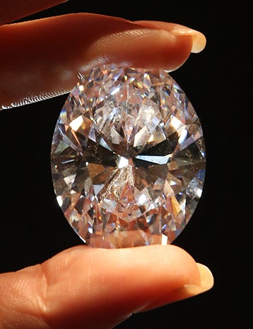 Massive flawless diamond goes to auction