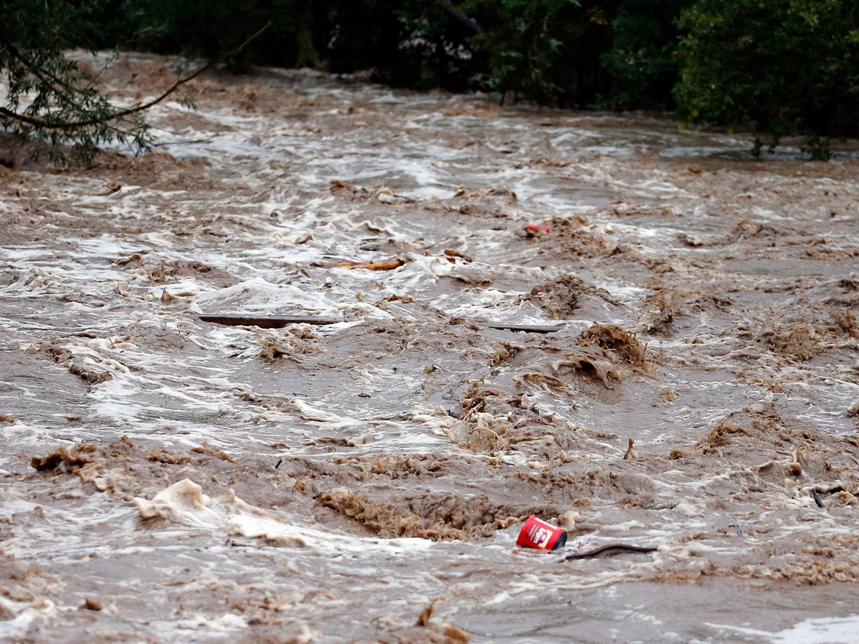 Flash flooding swamps Colorado