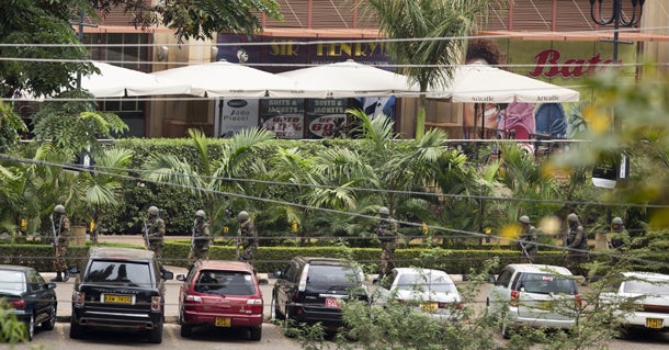 Terrorists attack shopping mall in Kenya