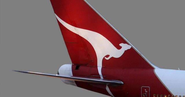 Snake grounds jet with 370 passengers in Sydney - CBS News
