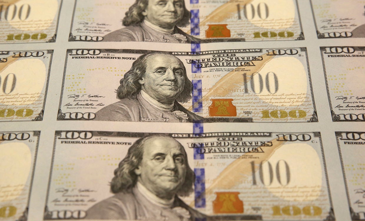 New $100 bill features more color, 3-D security ribbon - CBS News