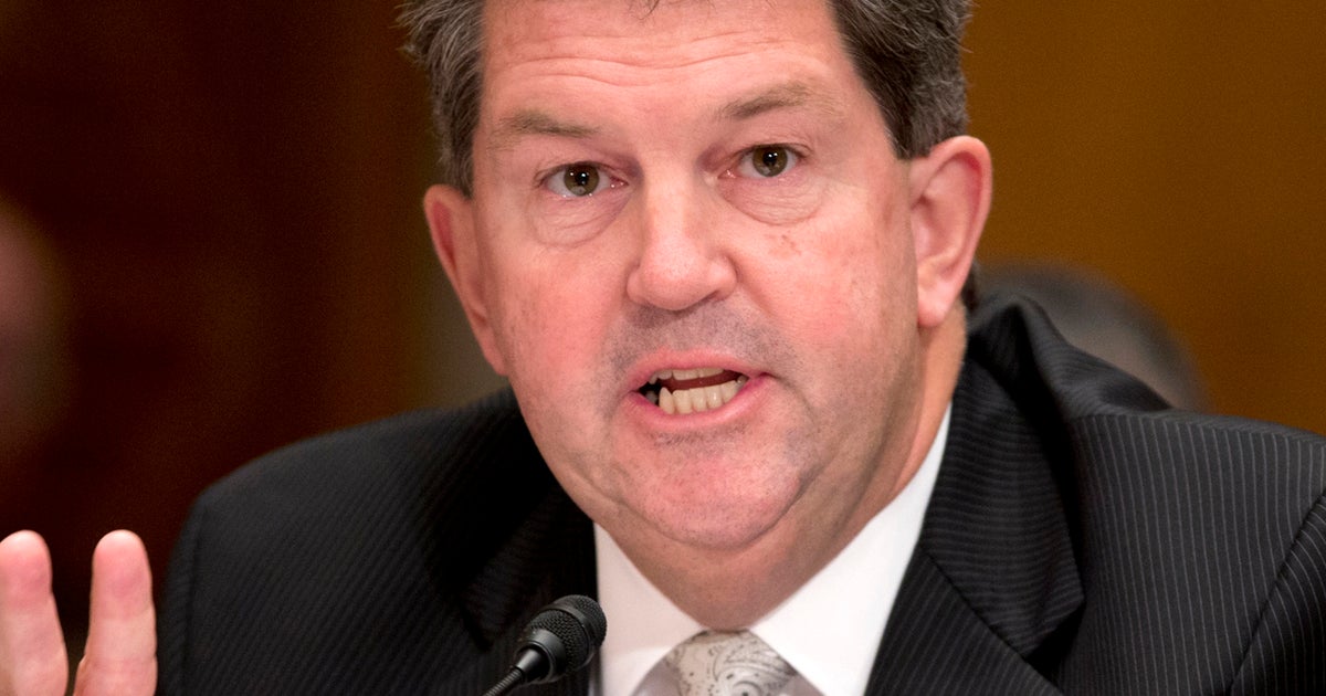 Postmaster General Patrick Donahoe to retire Feb. 1 - CBS News