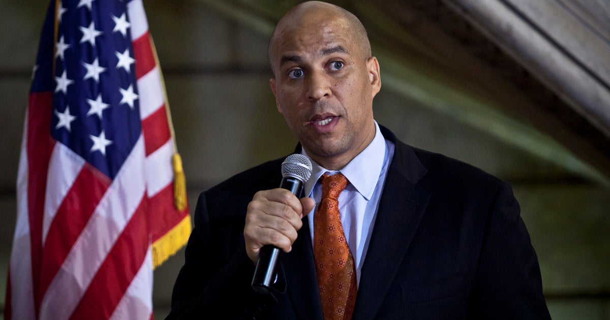 Cory Booker sworn in as newest U.S. senator - CBS News