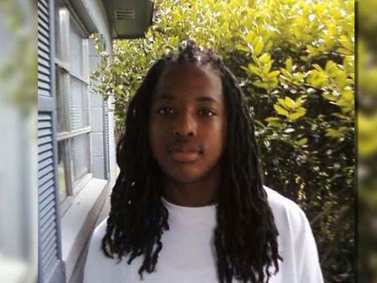 Kendrick Johnson Update: Video released in Ga. teen's gym mat death ...