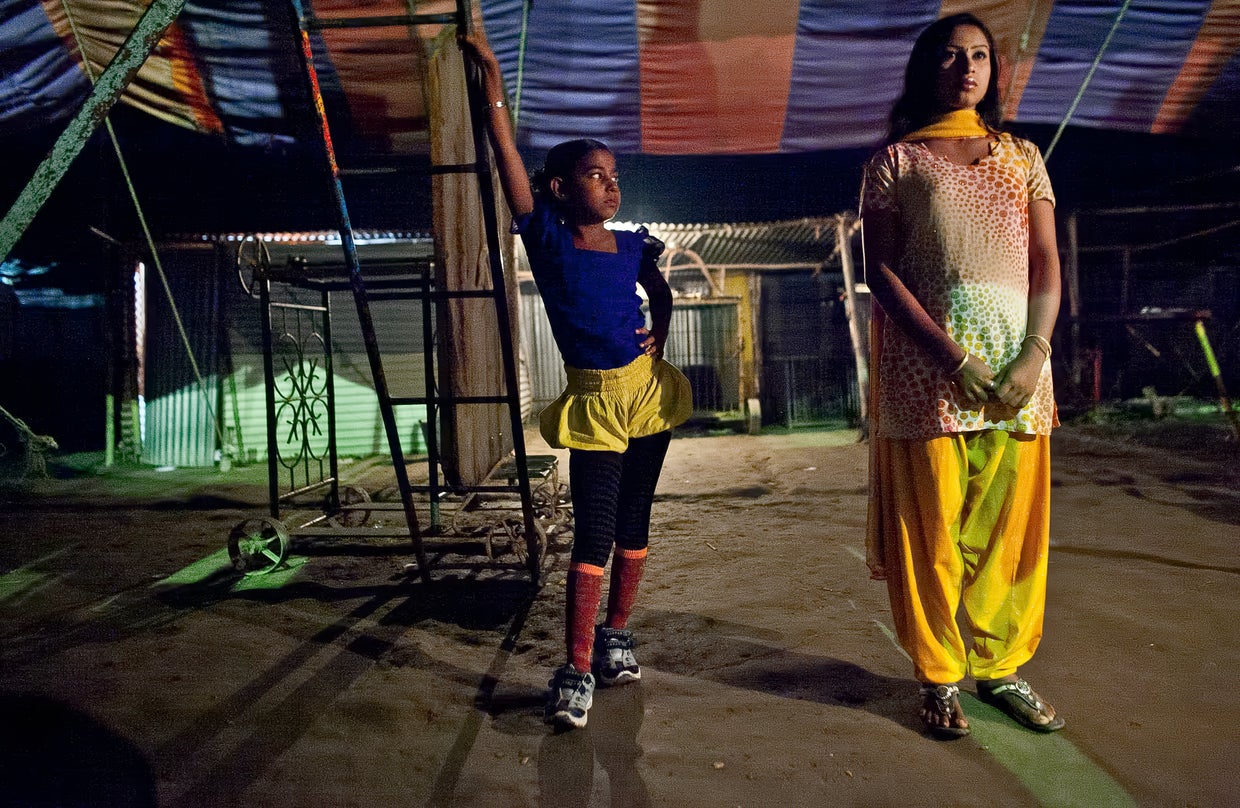 Life in a traveling circus