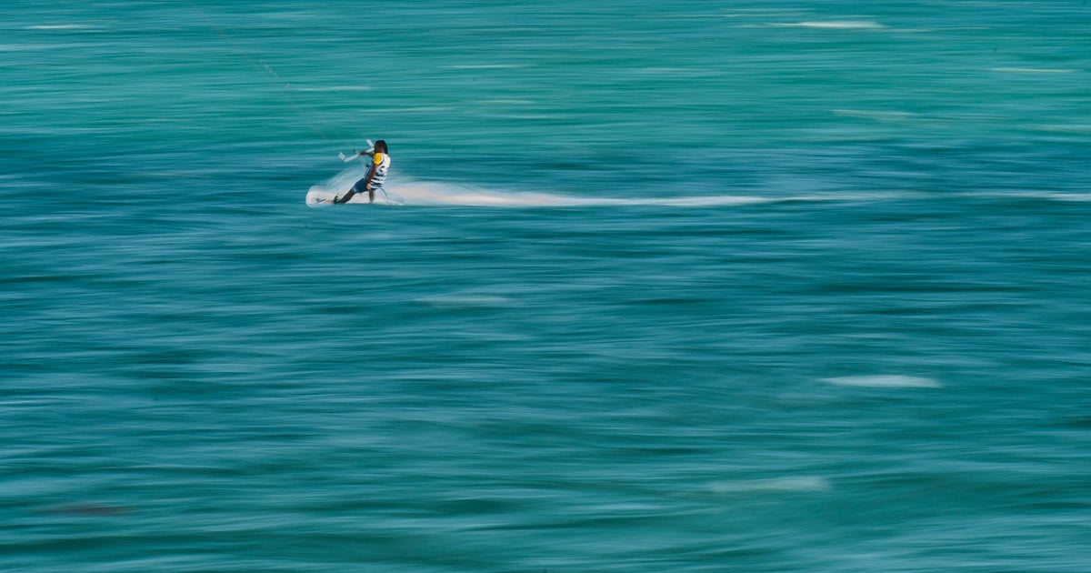 Sarah Teelow, top Australian waterskier, dies after crashing in race ...