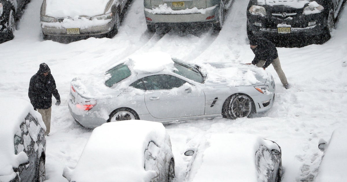 Storm brings messy mix of snow, freezing rain and sleet to East Coast ...