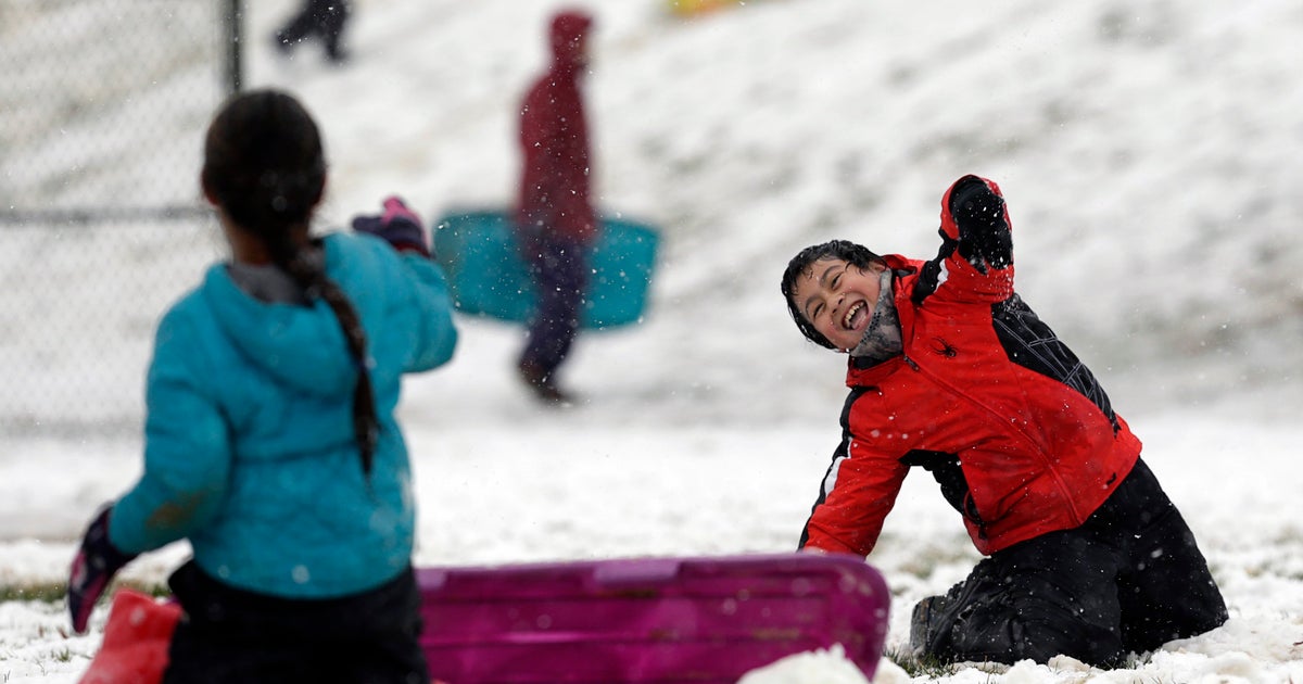 Snow causes closures and cancellations