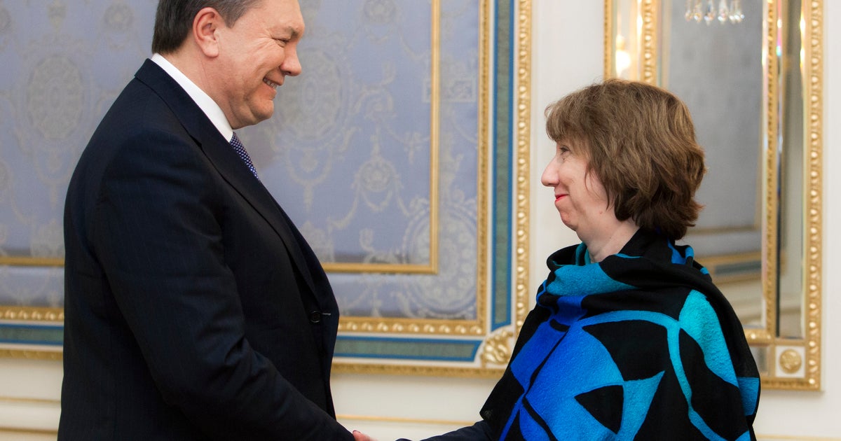 Ukraine president Yanukovych “intends to sign” EU trade pact, EU envoy ...