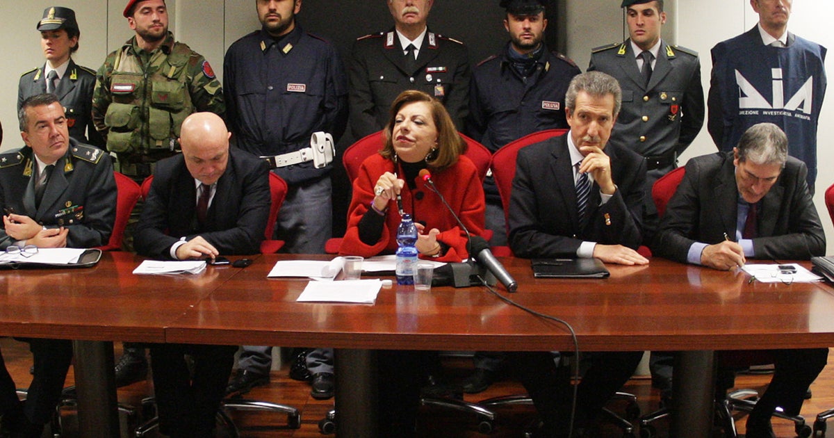 Italy seizes $1.76 billion from builders linked to Mafia - CBS News