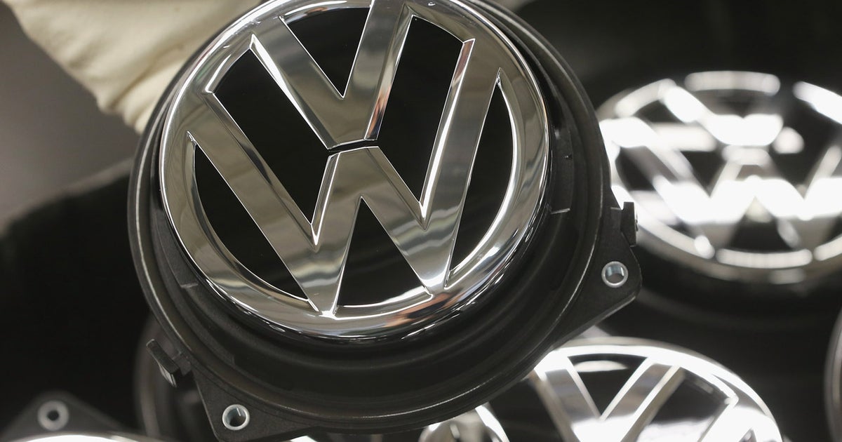 VW sees billions wiped off market value after rigging claims - CBS News