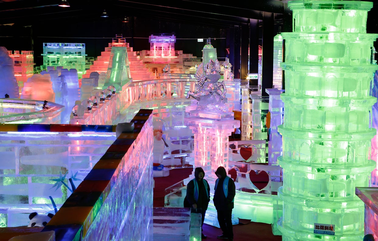 Frozen fantasy world