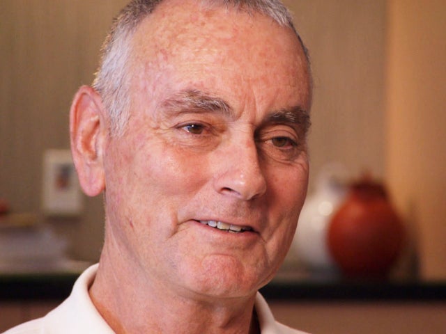 Tough Calif. teacher has a tender heart - CBS News