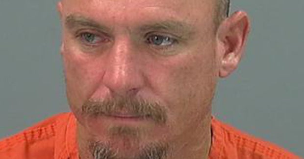 Inmate crawls through razor wire for Valentine's Day escape - CBS News