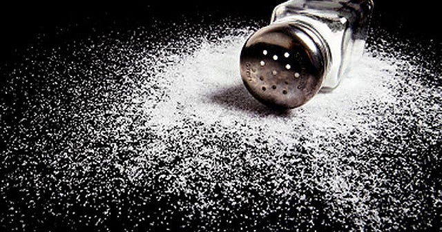 Salt's harm evident in heavy teens, study finds - CBS News