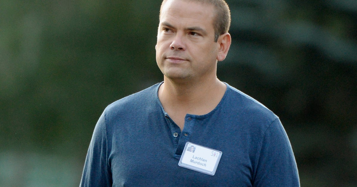 Murdoch faces daunting task with newspapers - CBS News